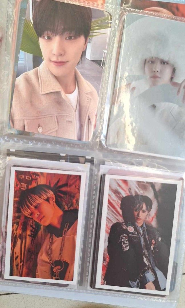 Pc Binder From W Free Random Lomo Cards Skz Enha Svt Nct Etc Hobbies And Toys Memorabilia