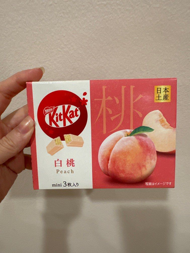 Peach flavored kit kat, Food & Drinks, Packaged & Instant Food on Carousell