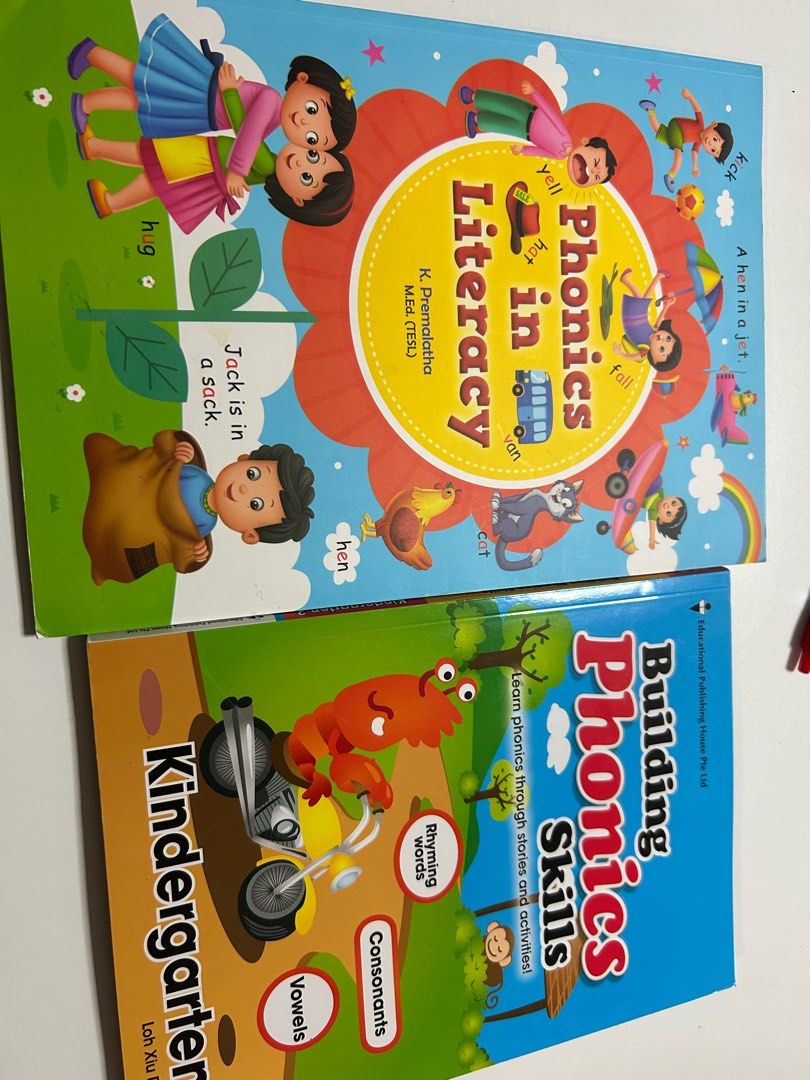 Phonics books for Kindergarten - both for $3 , Hobbies & Toys, Books ...