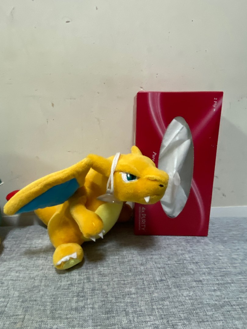Pokémon 噴火龍公仔, 興趣及遊戲, 玩具 & 遊戲類 - Carousell
