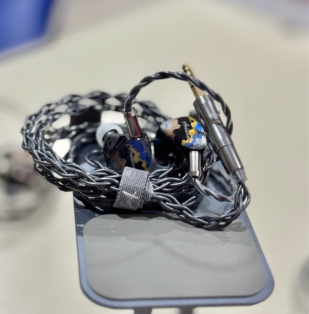 QOA Aviation, Audio, Earphones on Carousell