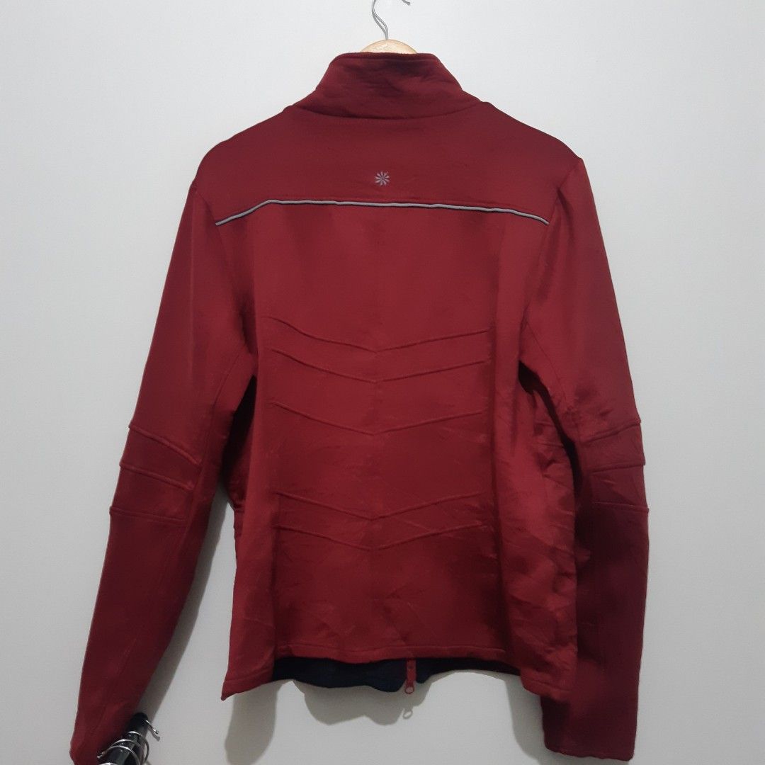 Red Running Jacket Activewear, Women's Fashion, Activewear on Carousell