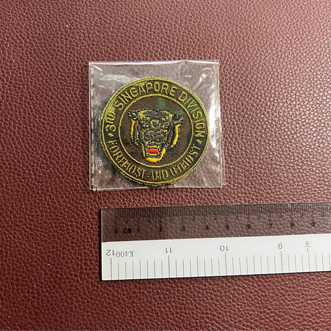 SAF 3rd Division Patch / Clothing Patch, Hobbies & Toys, Memorabilia ...