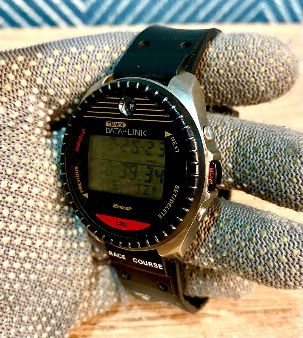 Timex Data Link, Men's Fashion, Watches & Accessories, Watches on Carousell