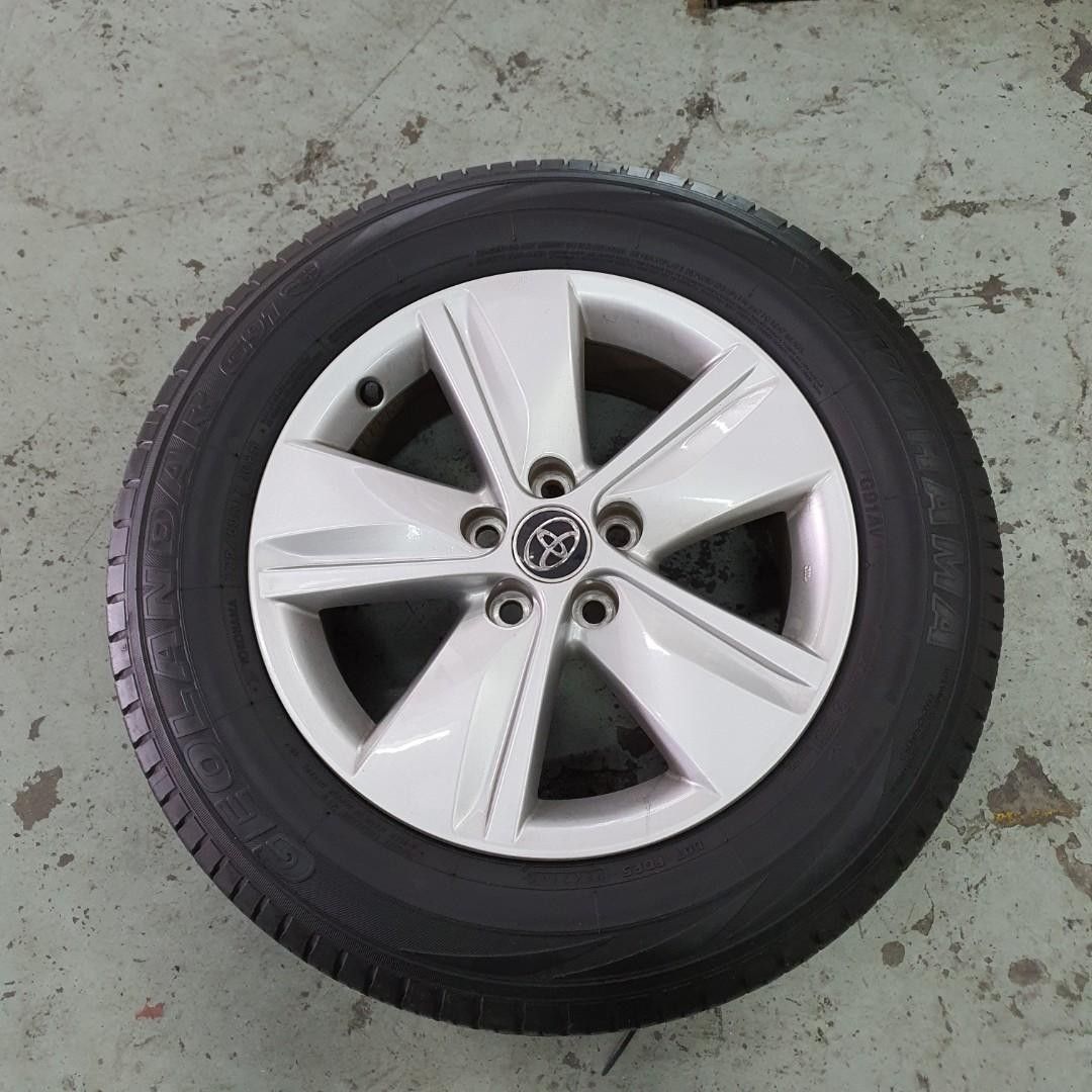 Toyota Harrier 17" rim only for spare, Car Accessories, Tyres & Rims on ...