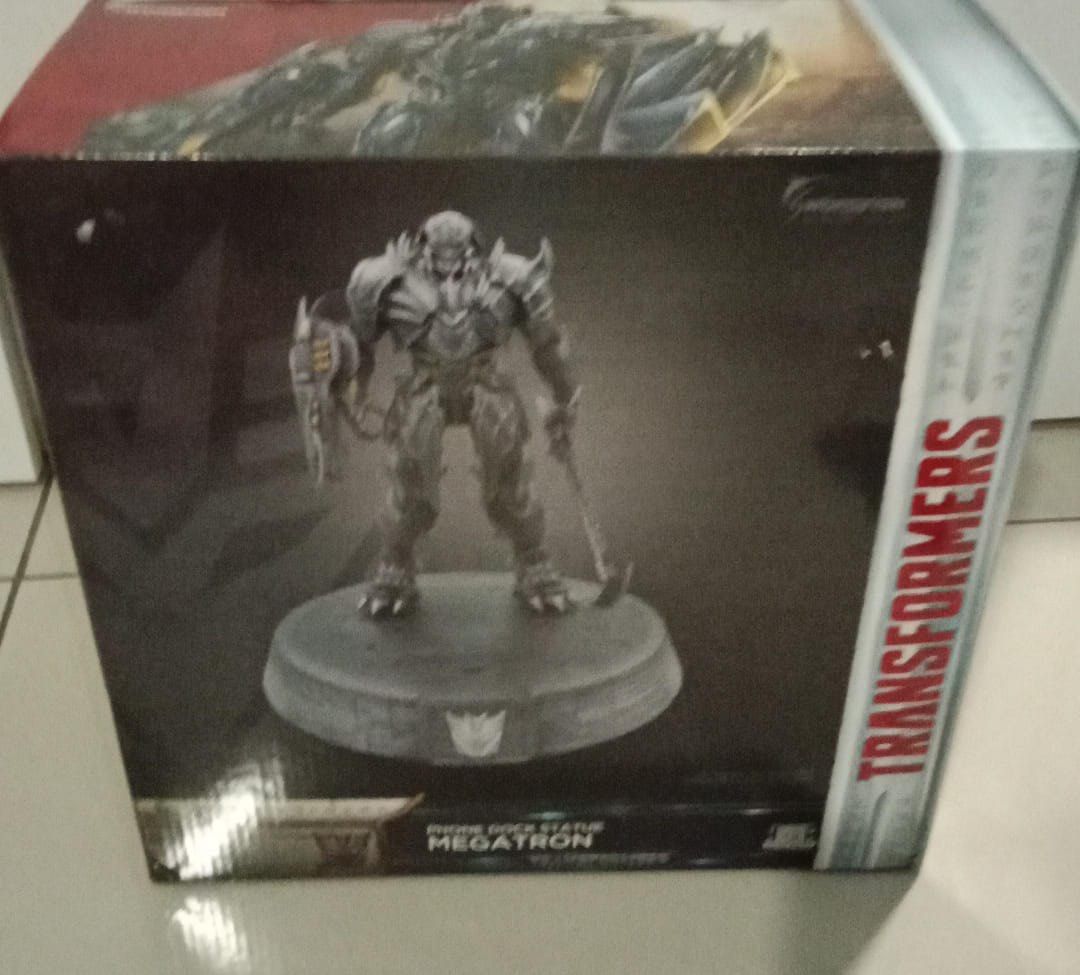 Transformers 5 Megatron Statue phone Stand, Hobbies & Toys, Toys ...