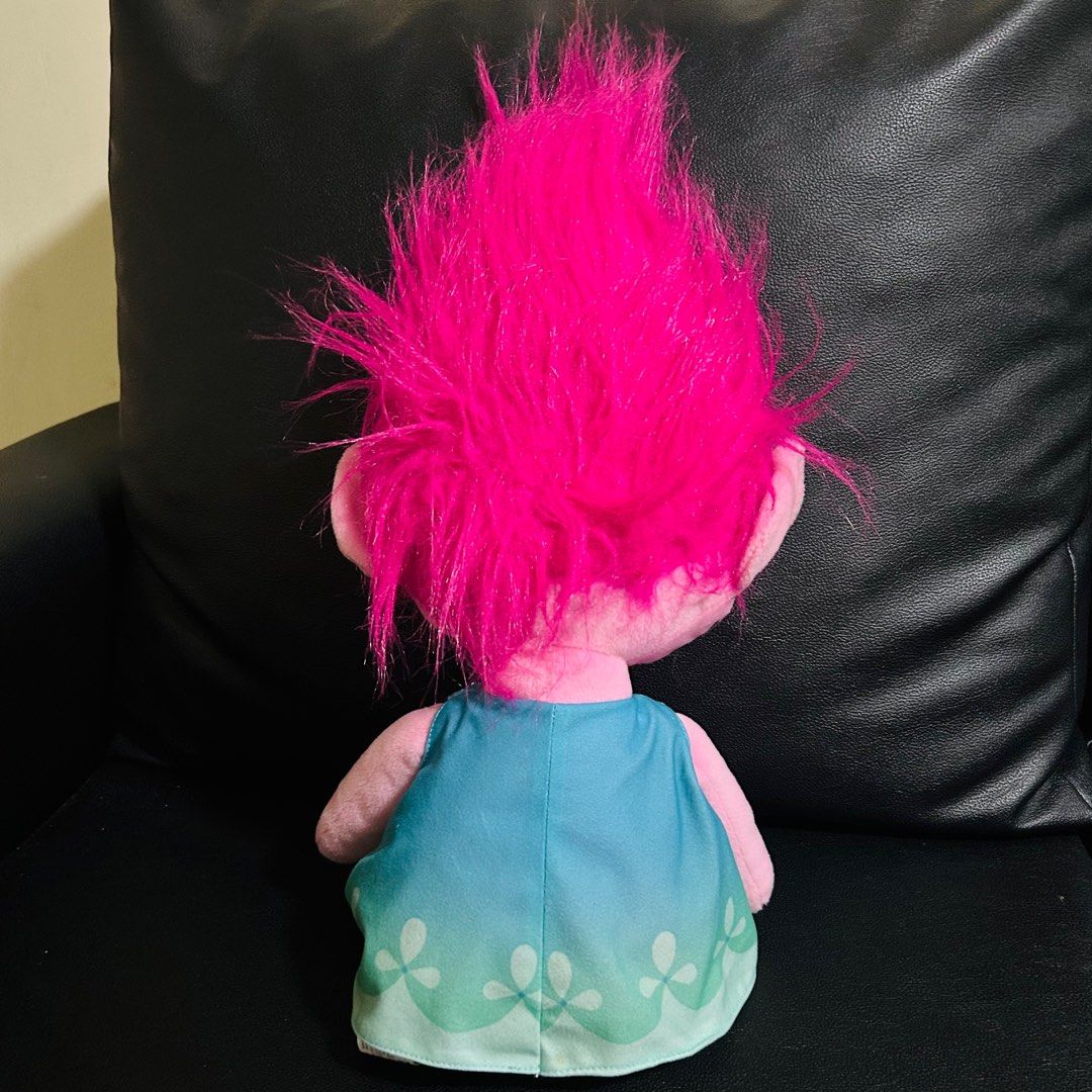 Trolls Queen Poppy Stuffed Toy, Hobbies & Toys, Toys & Games on Carousell