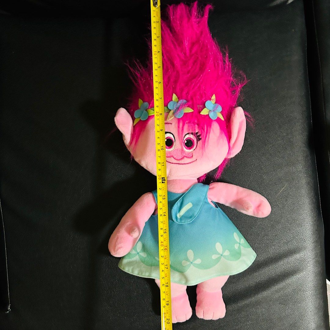 Trolls Queen Poppy Stuffed Toy, Hobbies & Toys, Toys & Games on Carousell