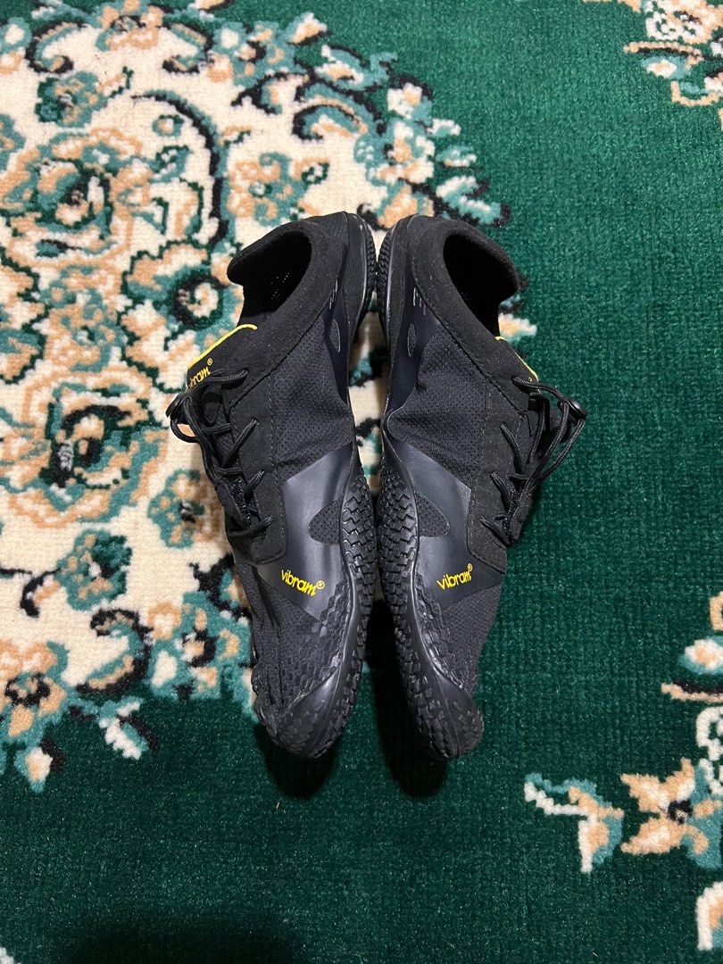 Vibram KSO EVO Five Fingers Shoes, Men's Fashion, Footwear, Casual Shoes on Carousell