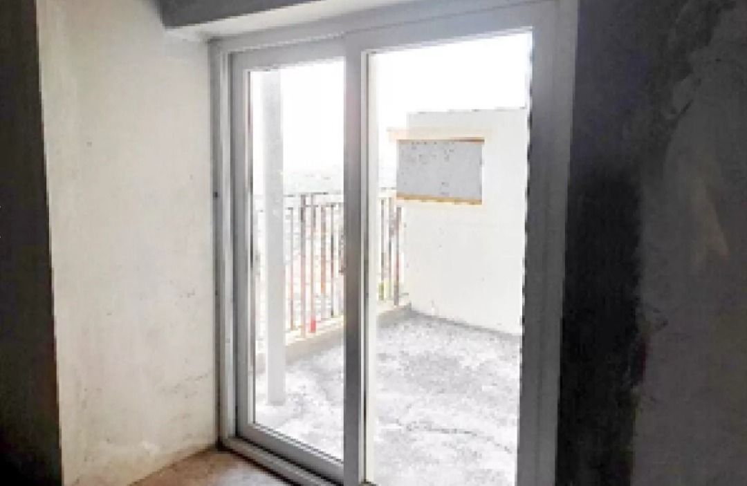 Victoria Towers 2BR for sale in Timog avenue Quezon city, Property, For ...