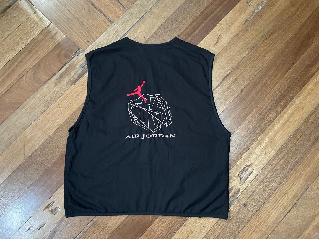 Vintage - Nike Air Jordan Vest, Men's Fashion, Tops & Sets, Tshirts ...