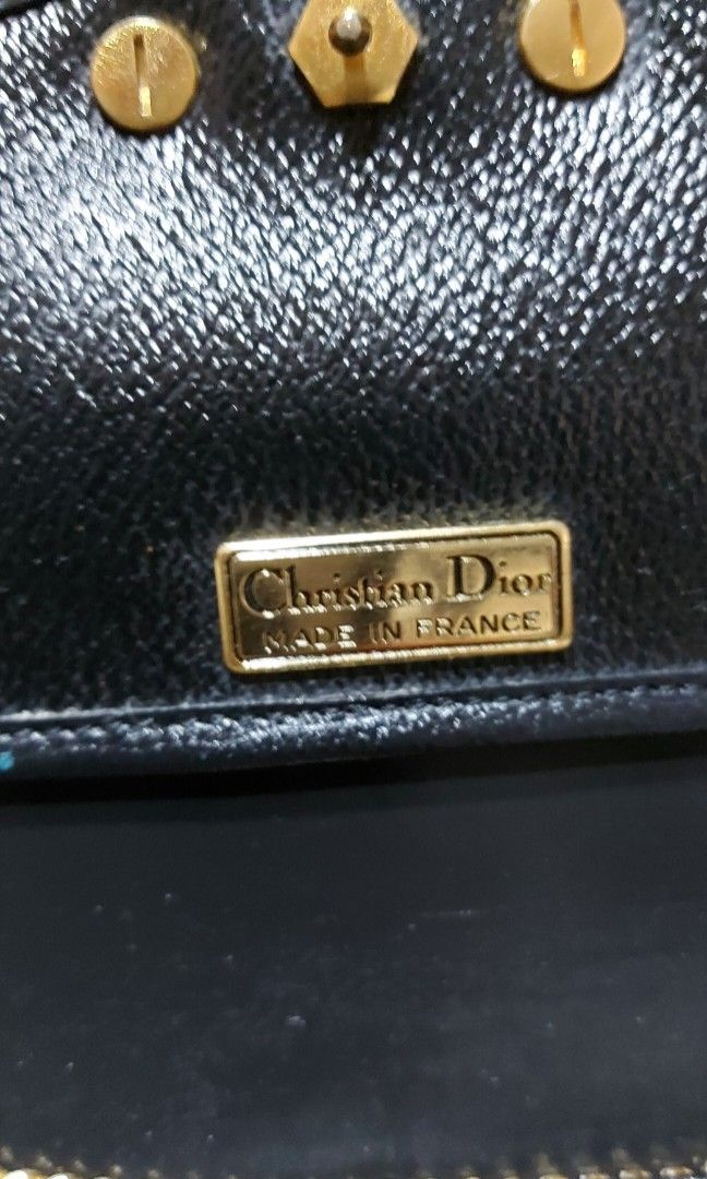 Vintage christian dior cd logo chain bag, Women's Fashion, Bags ...