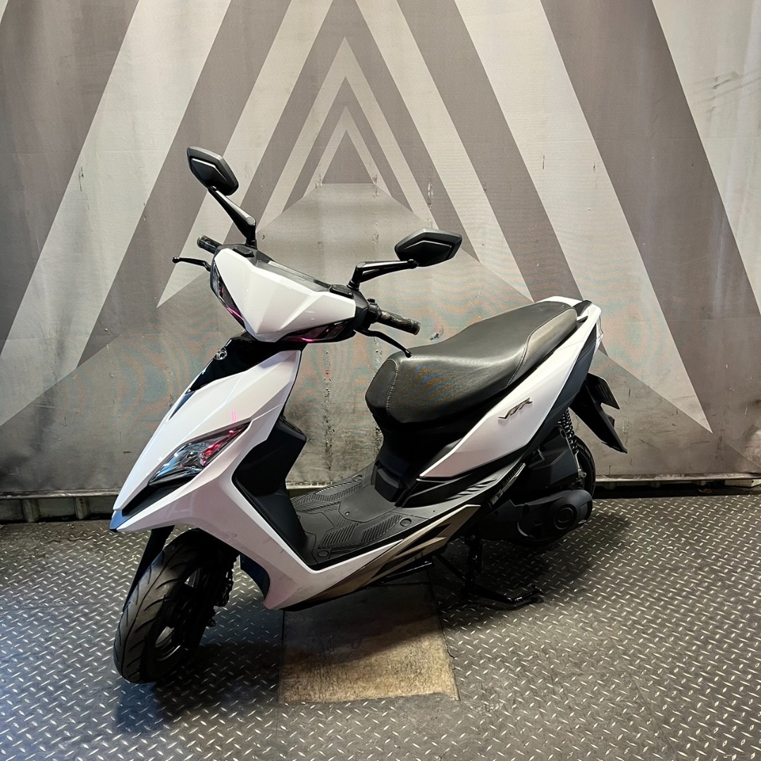 【保固車】【0元交車】2023年 KYMCO 光陽 VJR 125 4V VJR125 機車 雙碟, 機車, 新古保固在旋轉拍賣