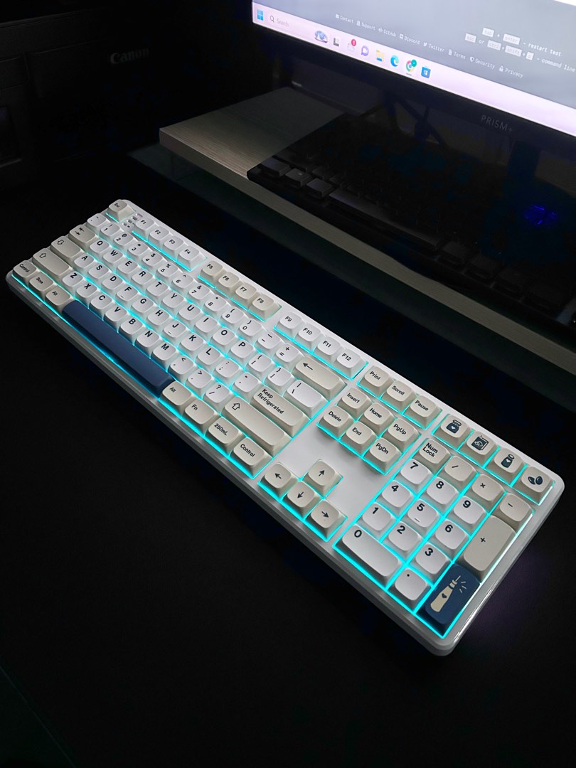 100% 108% Full Sized Custom Mechanical Keyboard (Soy Milk Keycaps ...