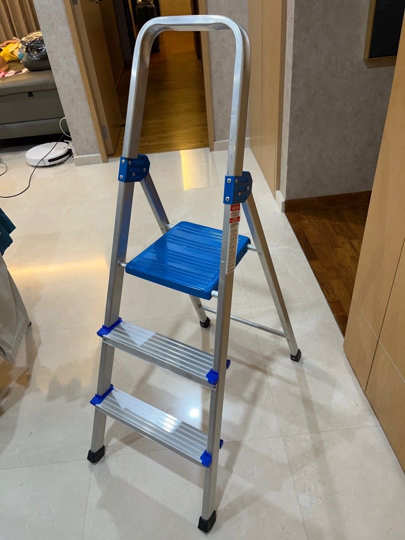 3 step ladder, Furniture & Home Living, Home Improvement & Organisation ...
