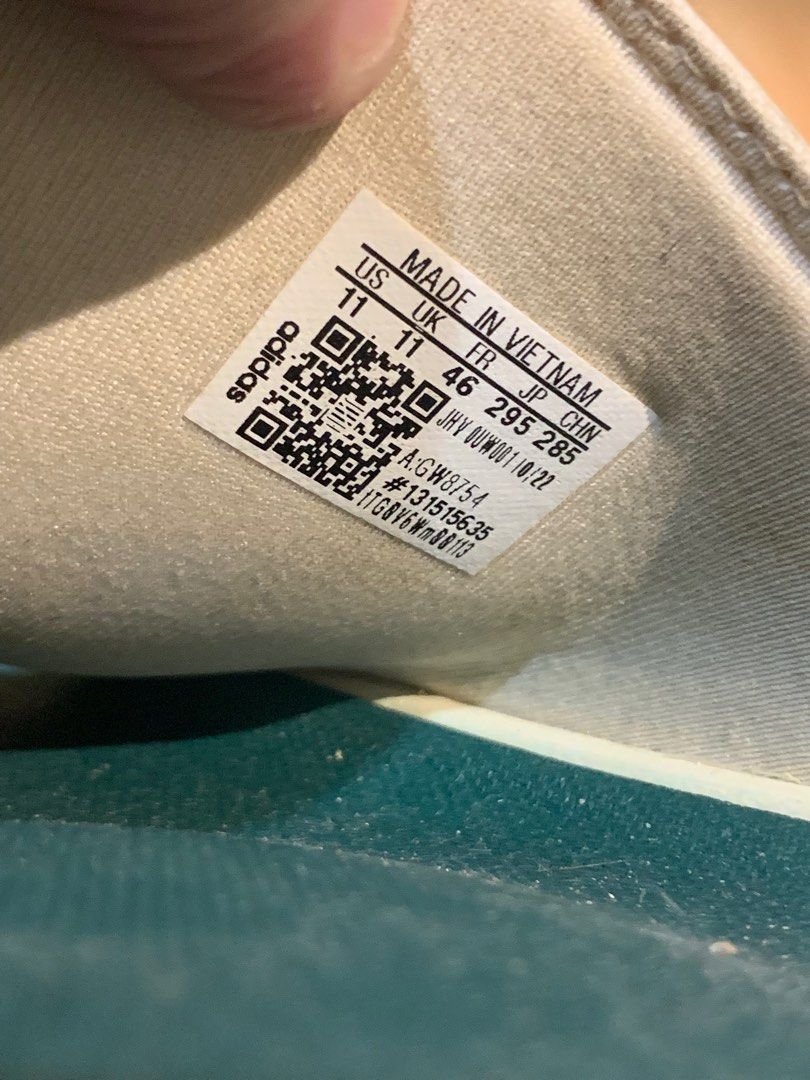 Adidas Slides Rare, Men's Fashion, Footwear, Slippers & Slides on Carousell