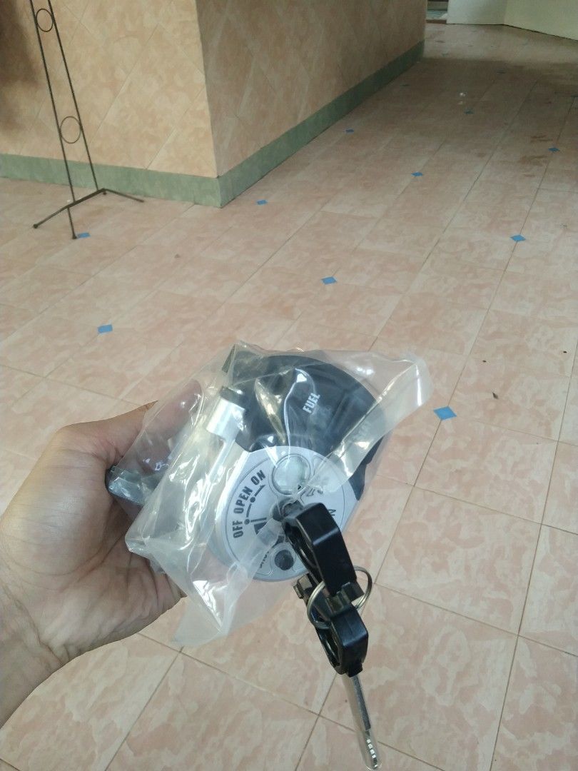 Aerox v1 key set, Motorcycles, Motorcycle Accessories on Carousell