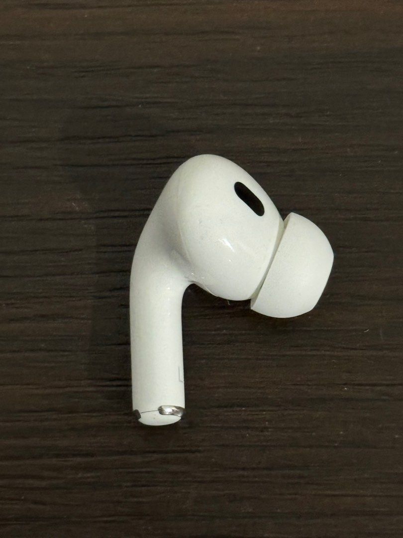 Authentic AirPod Pro Gen 2 ( left side only), Audio, Earphones on Carousell