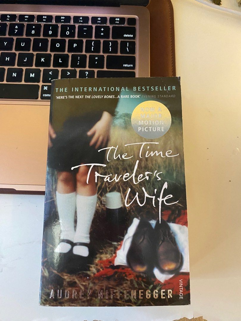 [Book] The Time Traveller’s Wife by Audrey Niffenegger, Hobbies & Toys ...