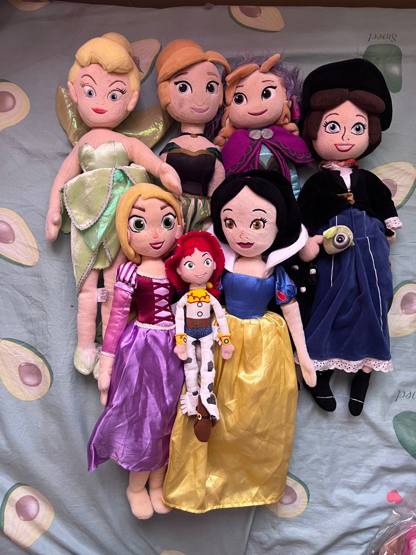 Bundle Disney plushies, Hobbies & Toys, Toys & Games on Carousell
