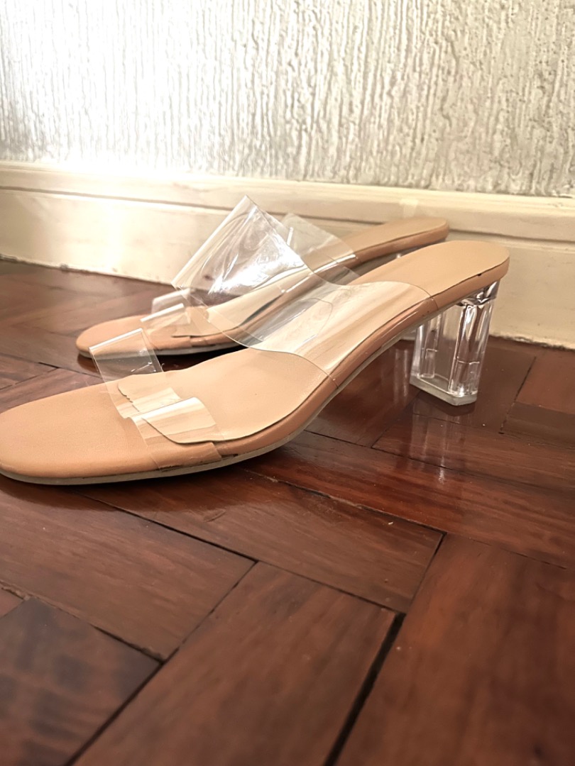Clear acrylic block heels, Women's Fashion, Footwear, Heels on Carousell