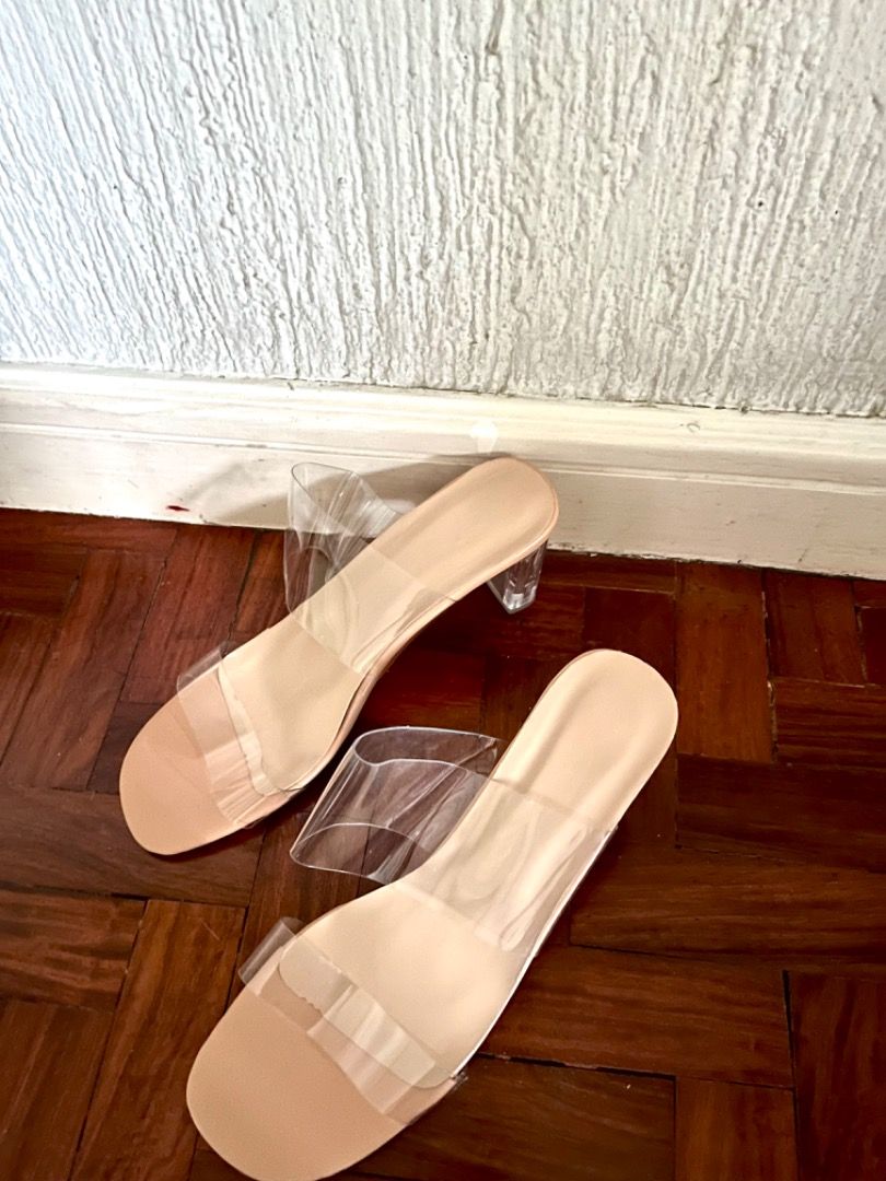 Clear acrylic block heels, Women's Fashion, Footwear, Heels on Carousell