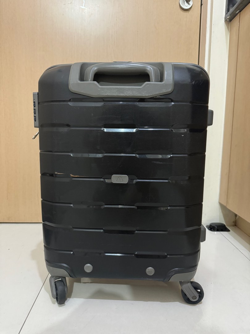 Compass Slim Luggage Small, Hobbies & Toys, Travel, Luggage on Carousell