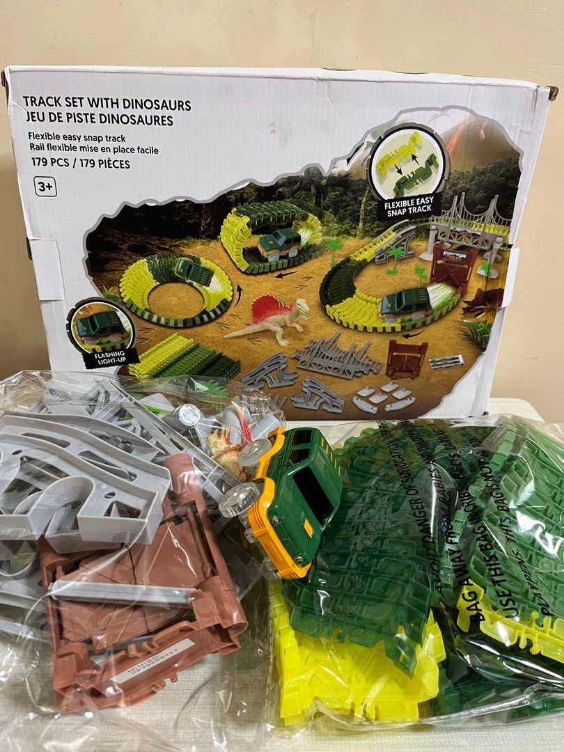 Dinosaur Track Set, Hobbies & Toys, Toys & Games on Carousell