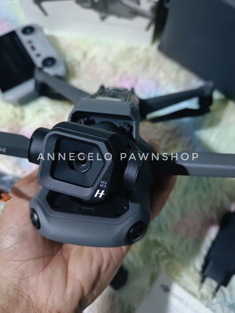 DJI MAVIC 3 CLASSIC 10 cycle count, Photography, Drones on Carousell