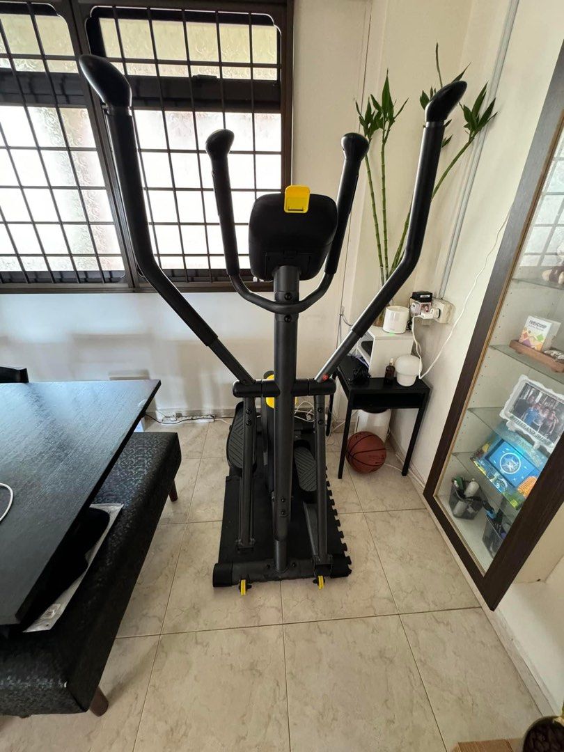 DOMYOS EL500 MODEL, Sports Equipment, Exercise & Fitness, Cardio ...