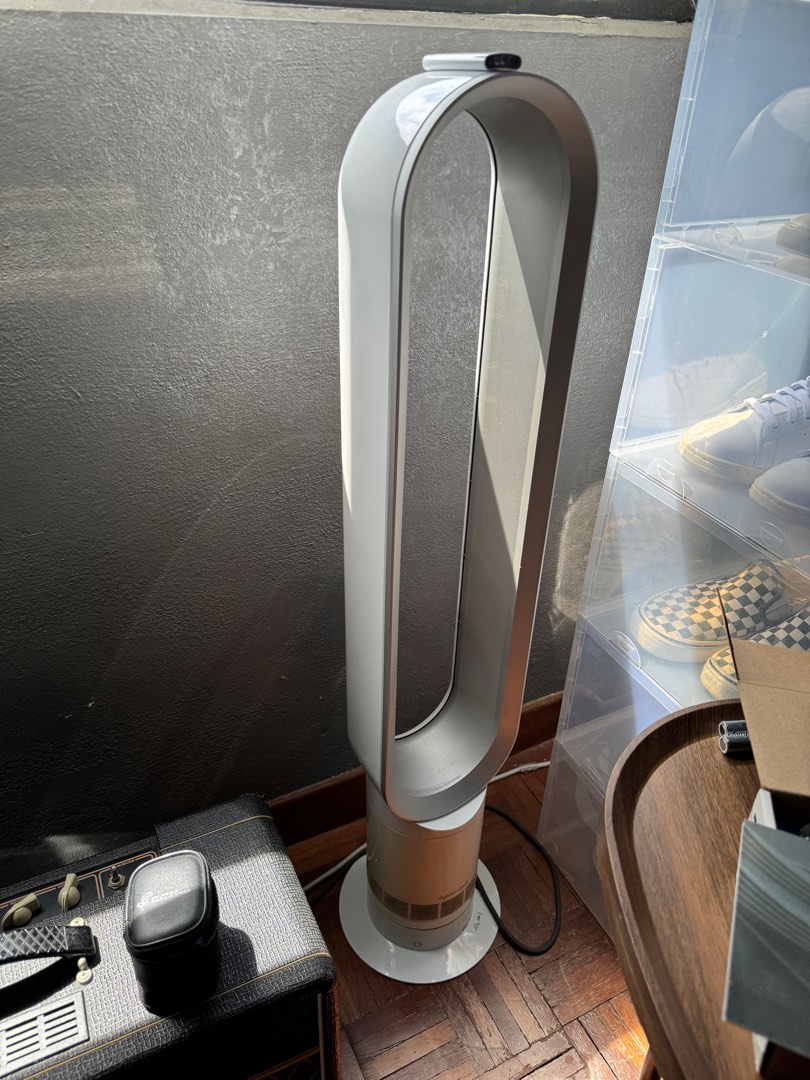 Dyson AM07 Cool Tower fan, TV & Home Appliances, Other Home Appliances ...