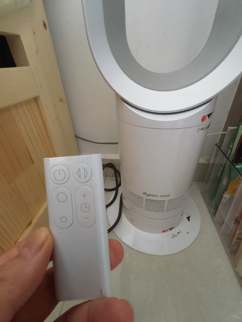 Dyson AM07 tower fan with remote control, Furniture & Home Living ...