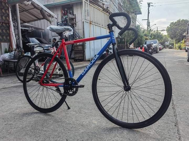 GARUDA FIXIE STEEL V2 2TONE COLOR 700C X 23C, Sports Equipment ...