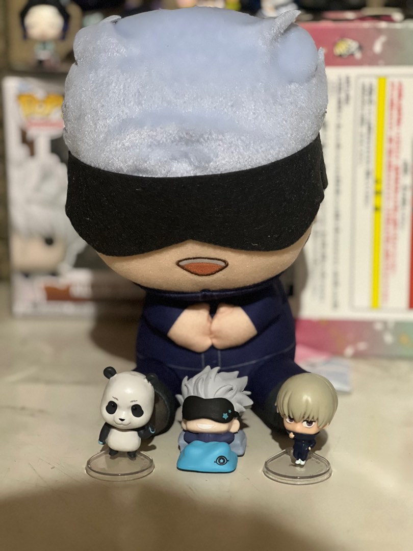 Gojo plush, Hobbies & Toys, Toys & Games on Carousell
