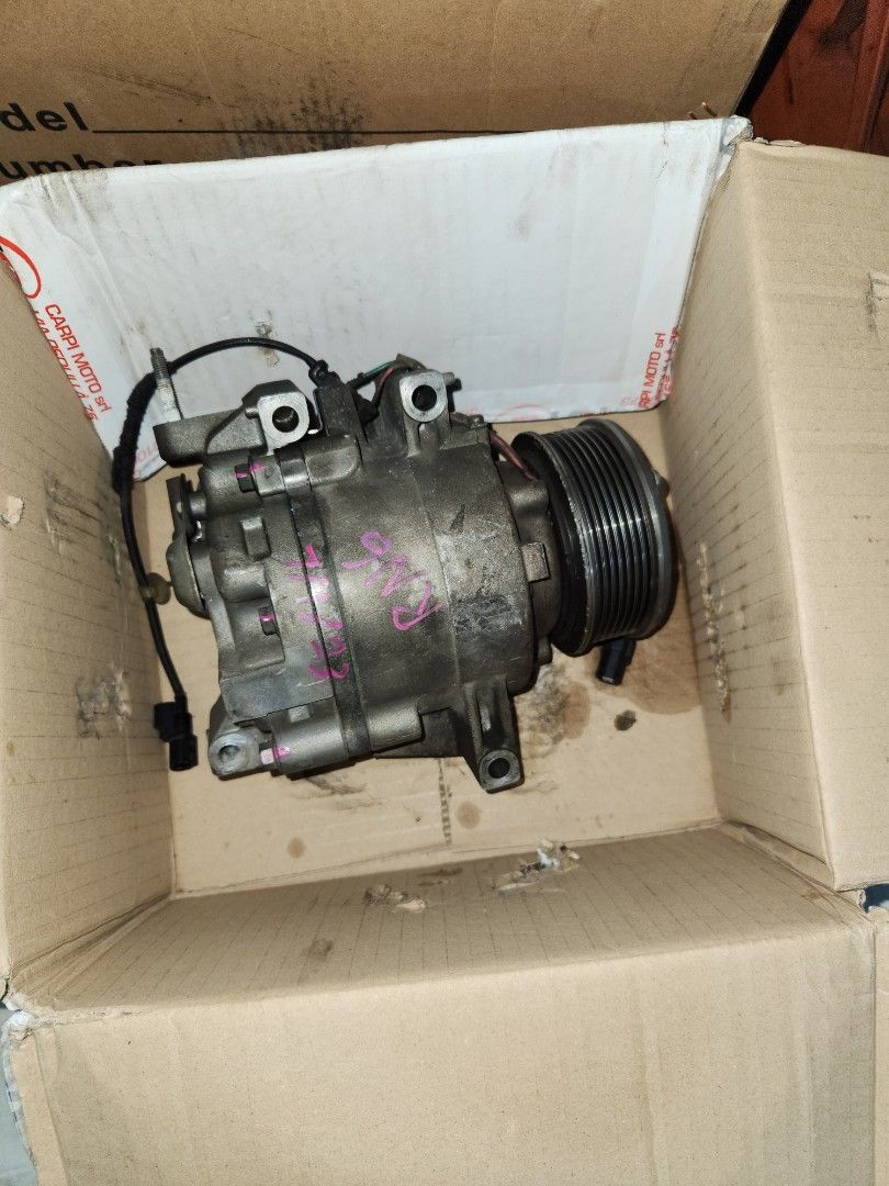 Honda stream compressor aircon, Car Accessories, Accessories on Carousell