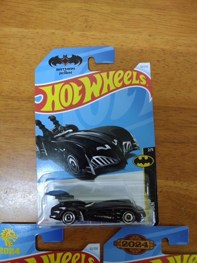 Hot Wheels bat mobile 3 in 1 lot, Hobbies & Toys, Toys & Games on Carousell
