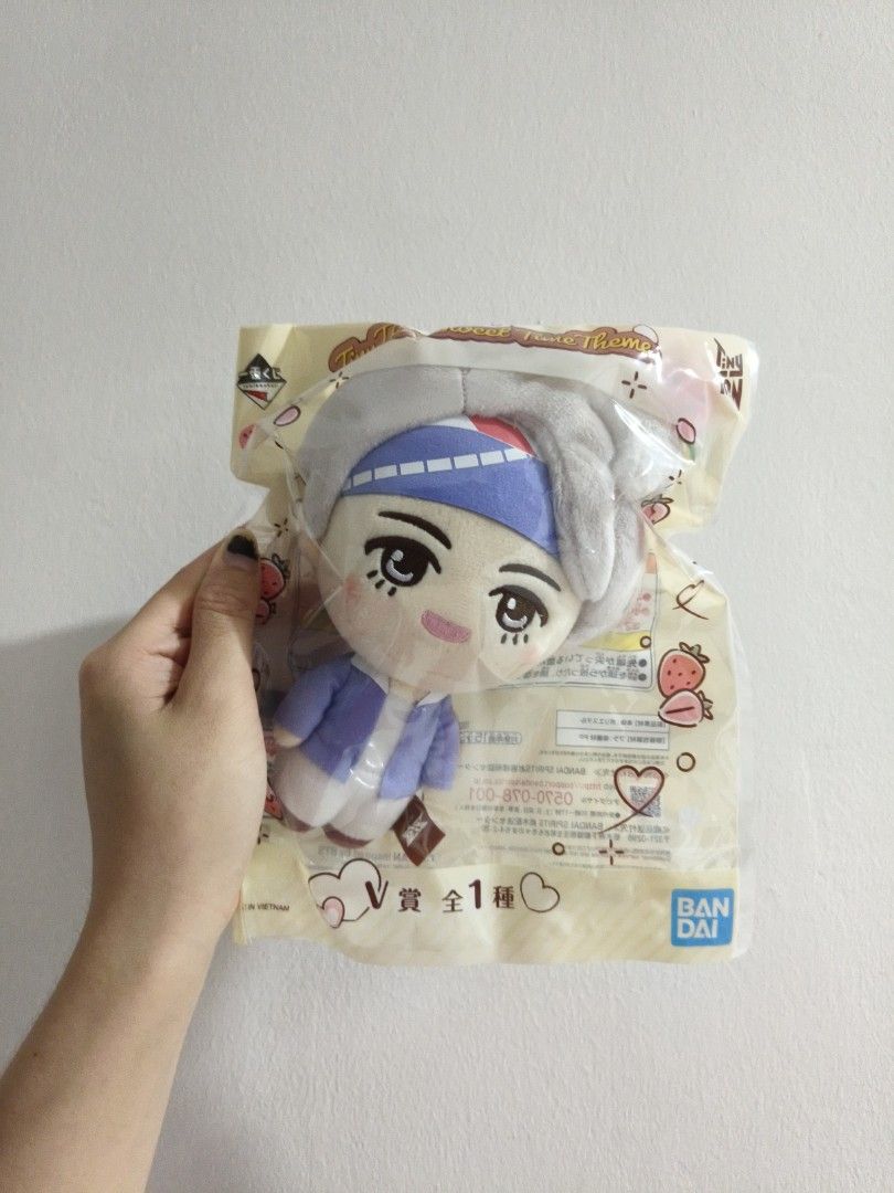ICHIBAN KUJI TinyTAN Sweet Time Theme - BTS V Plushie Soft Toy, Hobbies & Toys, Memorabilia ...