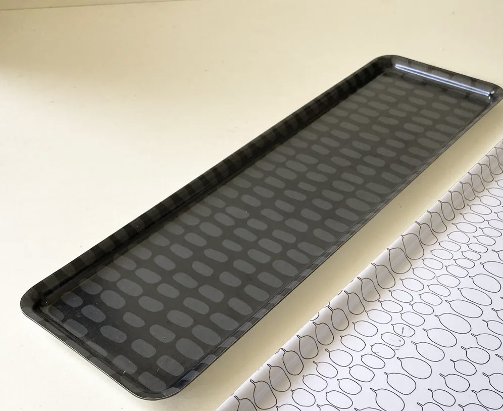 IKEA Long Tray x 2 長托盤 兩個, 傢俬＆家居, 廚具和餐具, 其他廚具和餐具 - Carousell