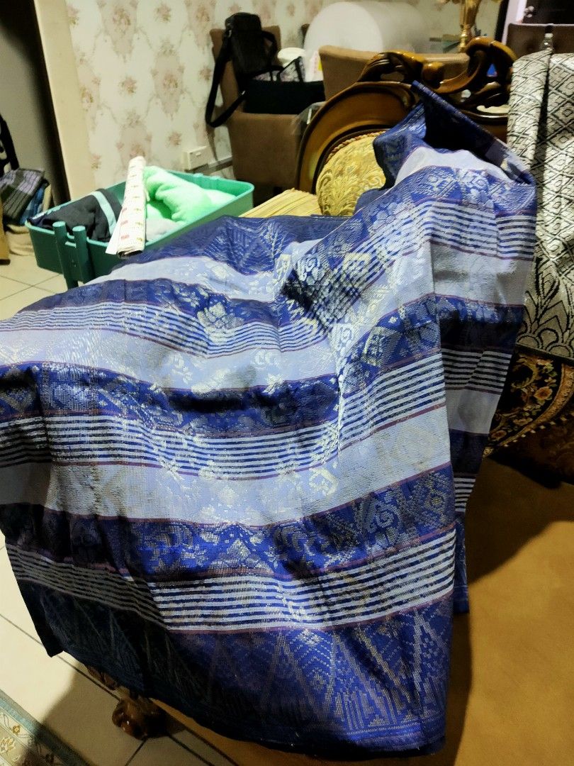 Kain samping, Men's Fashion, Muslim Wear, Sarong on Carousell