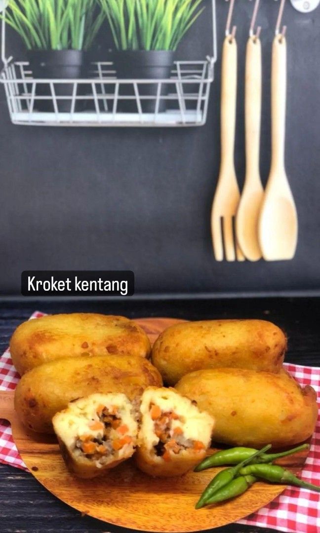 Kroket Kentang, Food & Drinks, Chilled & Frozen Food on Carousell
