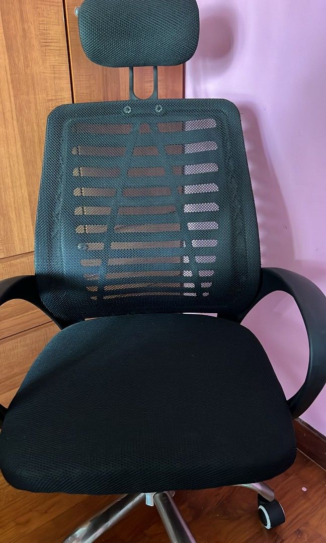 Lightly used Black Office Chair with head support, Furniture & Home ...