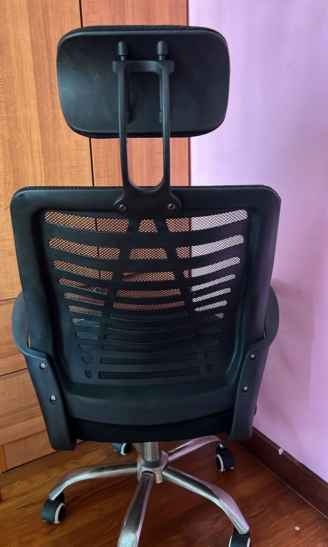 Lightly used Black Office Chair with head support, Furniture & Home ...