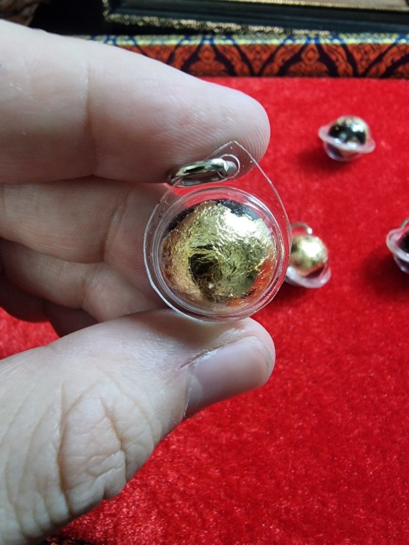 LP Mahasila Loop Om Lek Nam Phi with Sipheng, Hobbies & Toys, Memorabilia & Collectibles ...