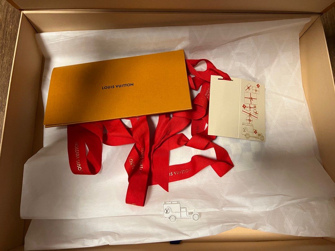 LV Louis Vuitton packaging set with box, envelop, ribbon, card and ...