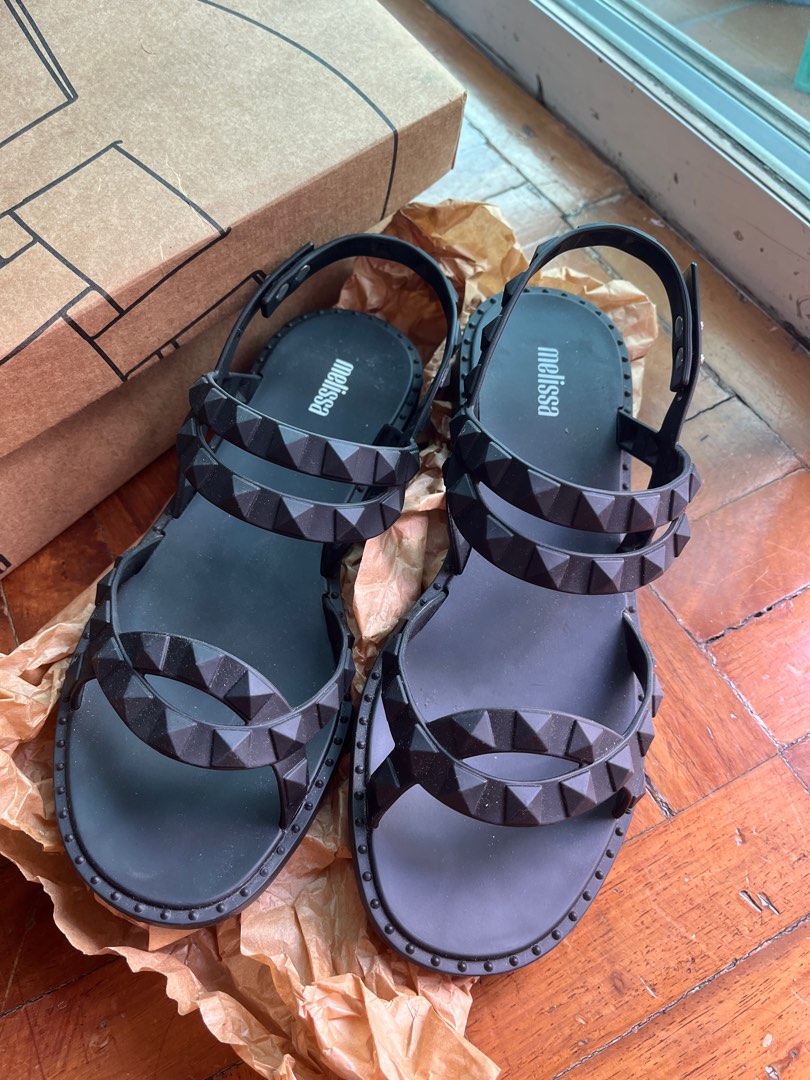 Melissa Lucy Sandals, Women's Fashion, Footwear, Flats & Sandals on ...