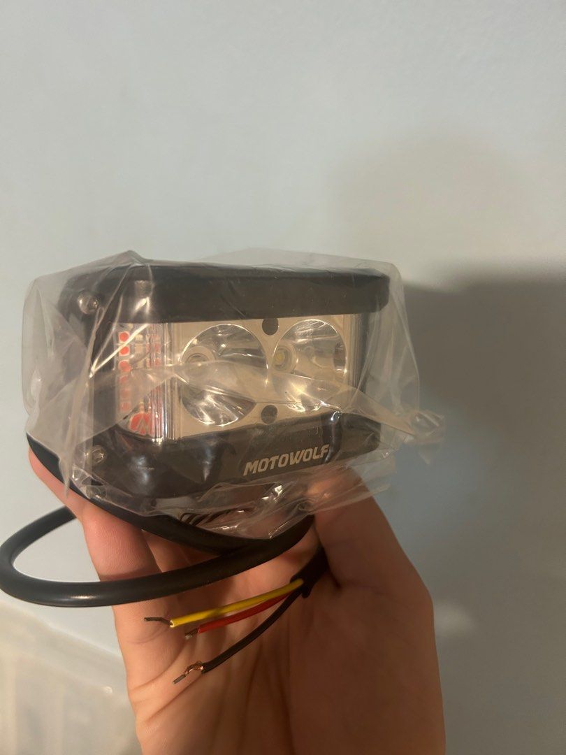 Moto wolf fog lights with red strobe light x 2, Motorcycles, Motorcycle ...