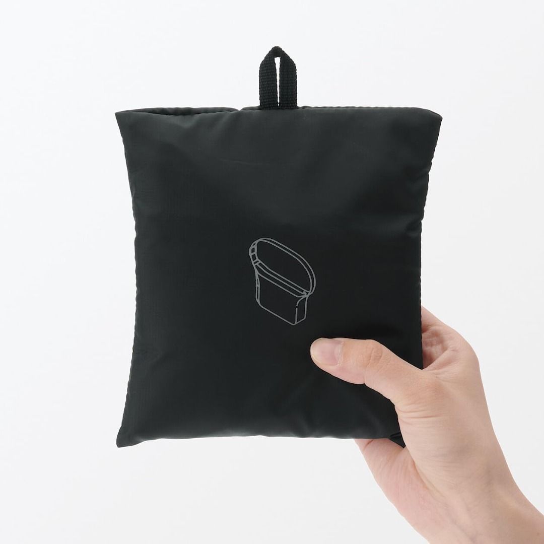 Muji Collapsible Shoulder Bag, Black APJC0831 on Carousell