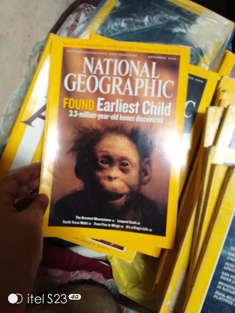 National Geographic Magazine Bundle (30 items), Hobbies & Toys, Books ...