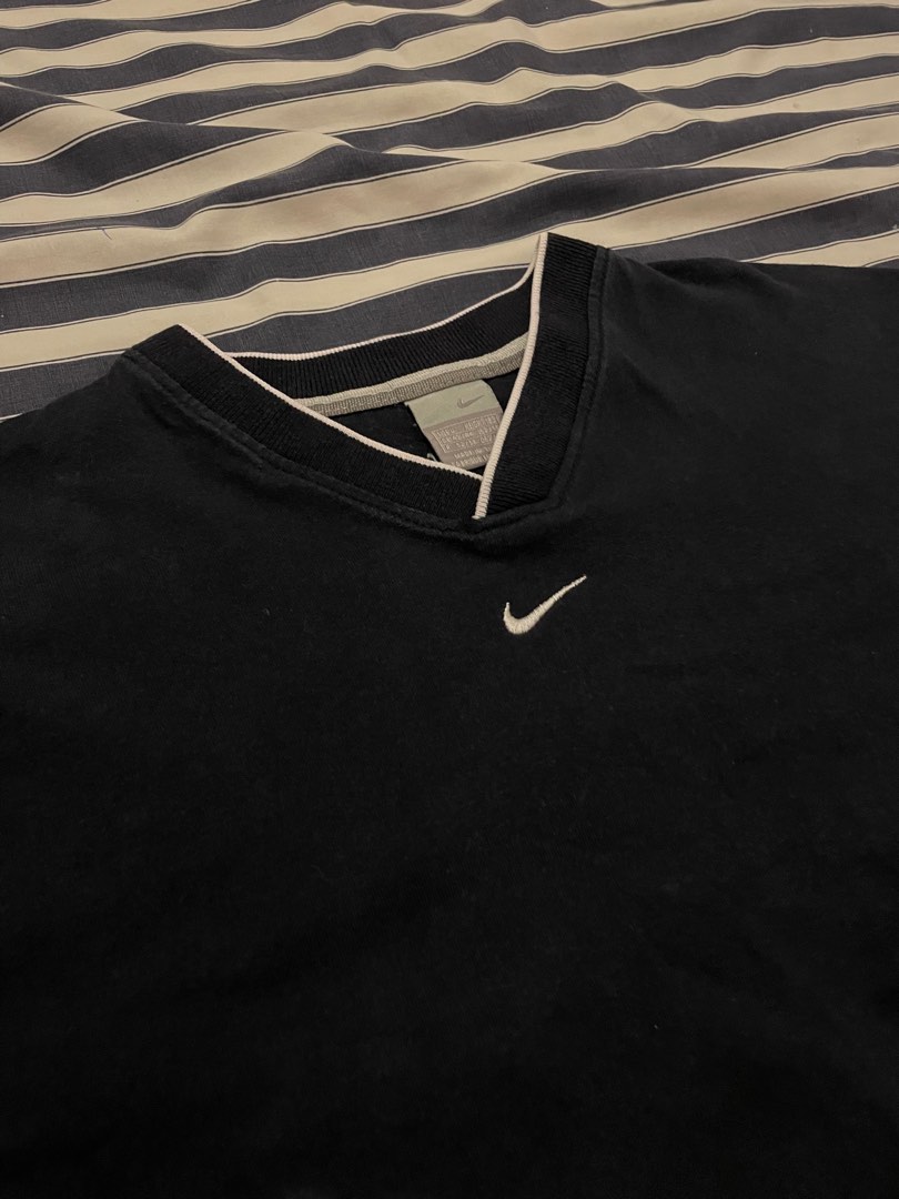 Nike Vintage, Men's Fashion, Tops & Sets, Tshirts & Polo Shirts on Carousell