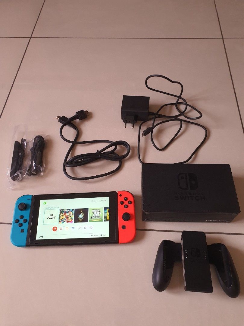 Nintendo Switch Neon Jailbreak 64gb with Games, Video Gaming, Video ...